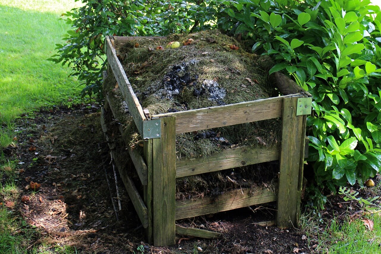 Composting at Home | Jamie Schaefer Home Inspector